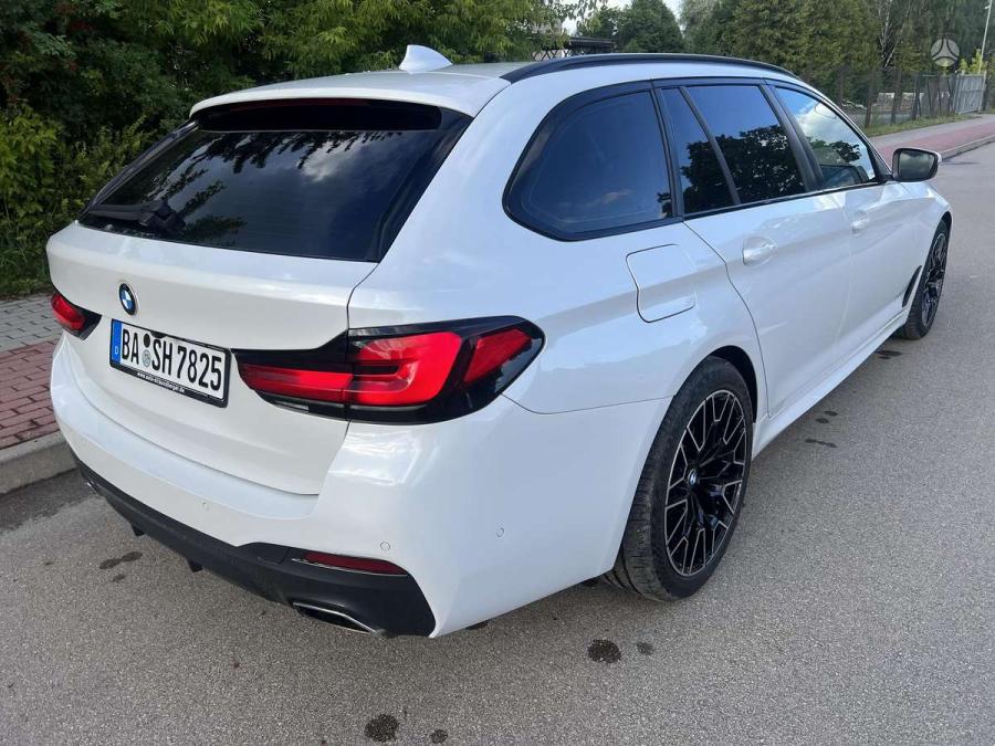Balts BMW 530 2022 Telšiai, ar dzinēja tilpumu 2.99 L un nobraukumu 84 tūkst. km par 29220 €, foto 12 vietnē AUTOMOTO.COM.LV