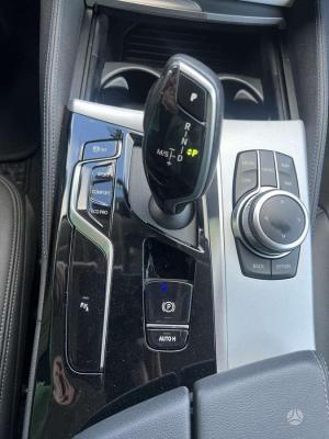 Balts BMW 530 2022 Telšiai, ar dzinēja tilpumu 2.99 L un nobraukumu 84 tūkst. km par 29220 €, foto 19 vietnē AUTOMOTO.COM.LV
