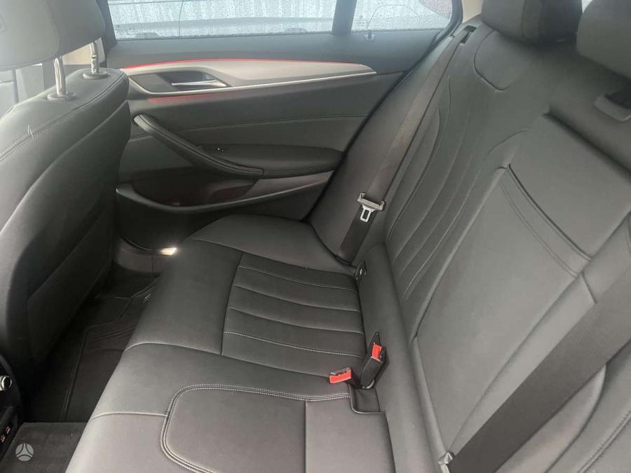 Balts BMW 530 2022 Telšiai, ar dzinēja tilpumu 2.99 L un nobraukumu 84 tūkst. km par 29220 €, foto 27 vietnē AUTOMOTO.COM.LV