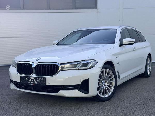 Balts BMW 530 2022 Utena, ar dzinēja tilpumu 2.00 L un nobraukumu 299 tūkst. km par 18490 €, foto 3 vietnē AUTOMOTO.COM.LV
