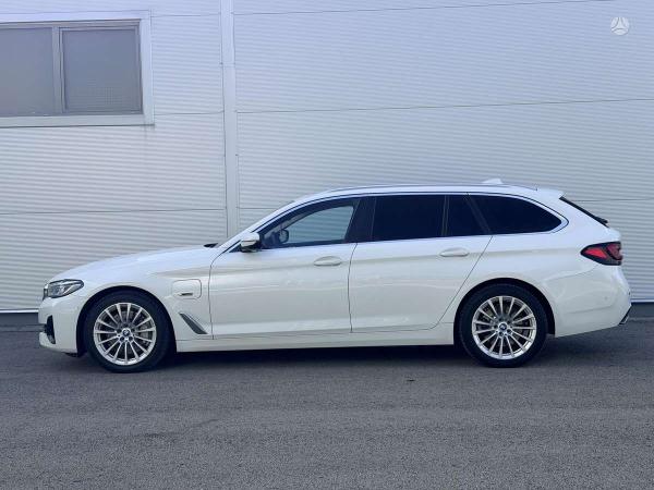Balts BMW 530 2022 Utena, ar dzinēja tilpumu 2.00 L un nobraukumu 299 tūkst. km par 18490 €, foto 9 vietnē AUTOMOTO.COM.LV