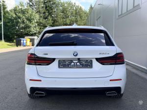 Balts BMW 530 2022 Utena, ar dzinēja tilpumu 2.00 L un nobraukumu 299 tūkst. km par 18490 €, foto 13 vietnē AUTOMOTO.COM.LV