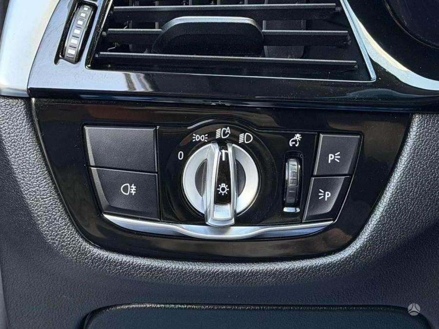 Balts BMW 530 2022 Utena, ar dzinēja tilpumu 2.00 L un nobraukumu 299 tūkst. km par 18490 €, foto 40 vietnē AUTOMOTO.COM.LV