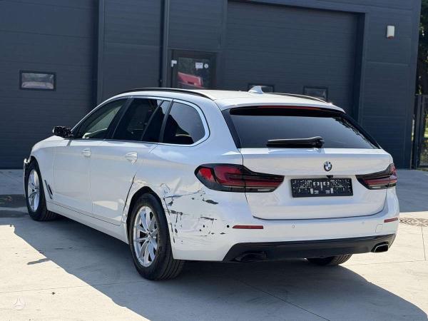 Balts BMW 530 2023 Kauņa, ar dzinēja tilpumu 2.99 L un nobraukumu 138 tūkst. km par 15850 €, foto 2 vietnē AUTOMOTO.COM.LV