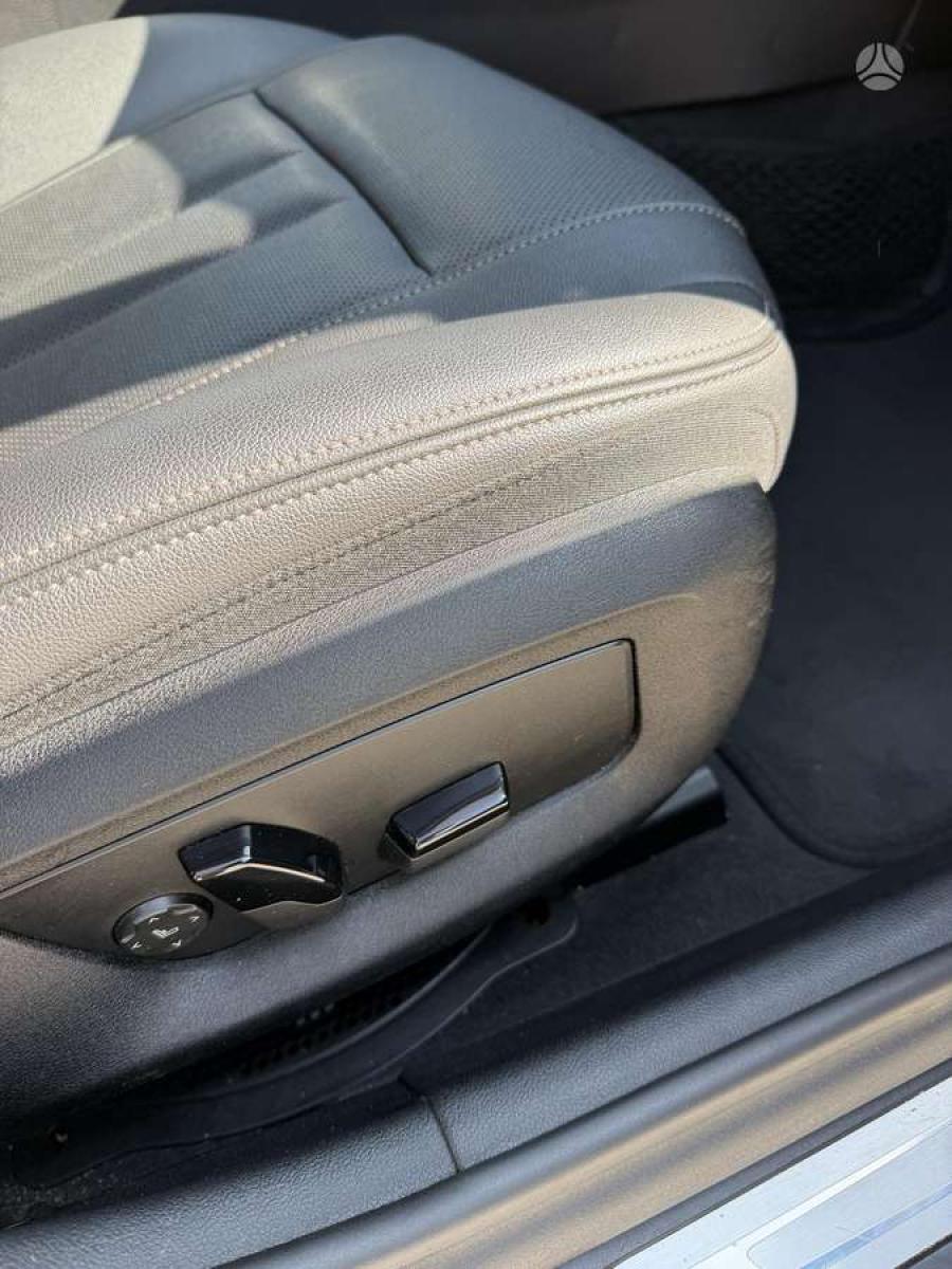 White BMW 530 2023 in Kaunas, with an engine capacity of 2.99 L and mileage of 138 thousand km for 15850 €, photo 10 on AUTOMOTO.COM.LV