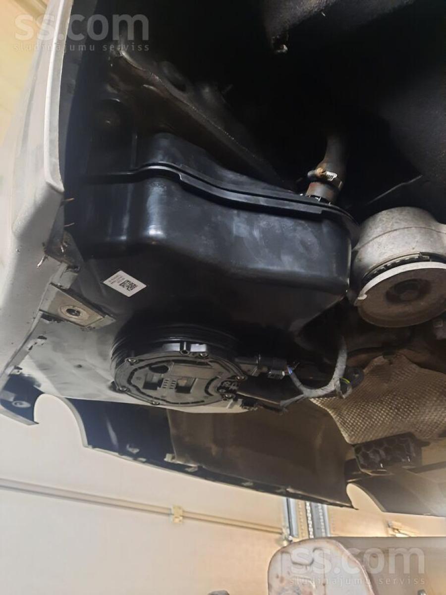 Dzeltens BMW 530 2017 Jūrmala, ar dzinēja tilpumu 3.00 L un nobraukumu 235 tūkst. km par 20500 €, foto 18 vietnē AUTOMOTO.COM.LV