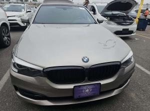 Yellow BMW 530 2017 in Ukmerge, with an engine capacity of 2.00 L and mileage of 222 thousand km for 13100 €, photo 4 on AUTOMOTO.COM.LV