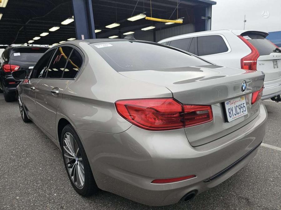 Yellow BMW 530 2017 in Ukmerge, with an engine capacity of 2.00 L and mileage of 222 thousand km for 13100 €, photo 8 on AUTOMOTO.COM.LV