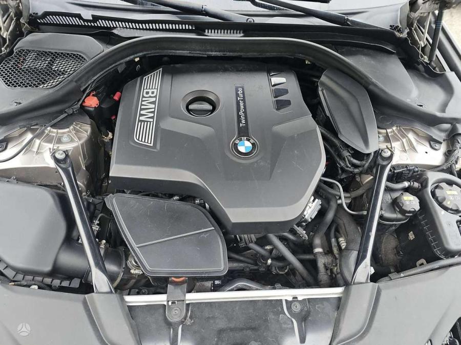 Yellow BMW 530 2017 in Ukmerge, with an engine capacity of 2.00 L and mileage of 222 thousand km for 13100 €, photo 21 on AUTOMOTO.COM.LV
