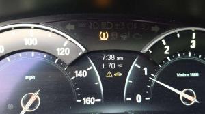 Yellow BMW 530 2017 in Ukmerge, with an engine capacity of 2.00 L and mileage of 222 thousand km for 13100 €, photo 26 on AUTOMOTO.COM.LV