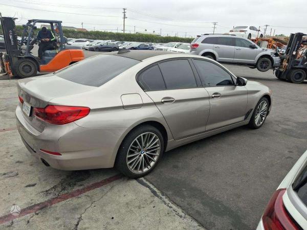 BMW 530 2017 in Ukmerge on AUTOMOTO.COM.LV Yellow BMW 530 2017 in Ukmerge, with an engine capacity of 2.00 L and mileage of 222 thousand km for 11500 β¬, photo 6 on AUTOMOTO.COM.LV