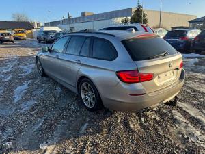 Yellow BMW 530 2013 in Panevezys, with an engine capacity of 2.99 L and mileage of 287 thousand km for 7500 €, photo 5 on AUTOMOTO.COM.LV