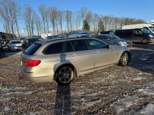 Yellow BMW 530 2013 in Panevezys, with an engine capacity of 2.99 L and mileage of 287 thousand km for 7500 €, photo 6 on AUTOMOTO.COM.LV