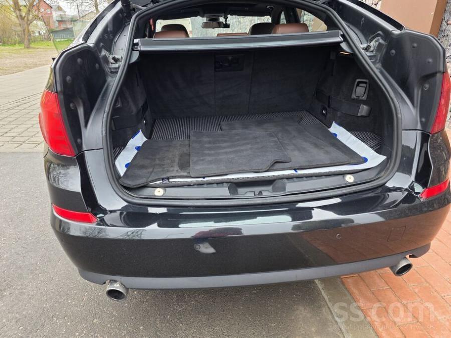 Melns BMW 535 2010 Jēkabpils, ar dzinēja tilpumu 3.00 L un nobraukumu 257 tūkst. km par 8995 €, foto 11 vietnē AUTOMOTO.COM.LV