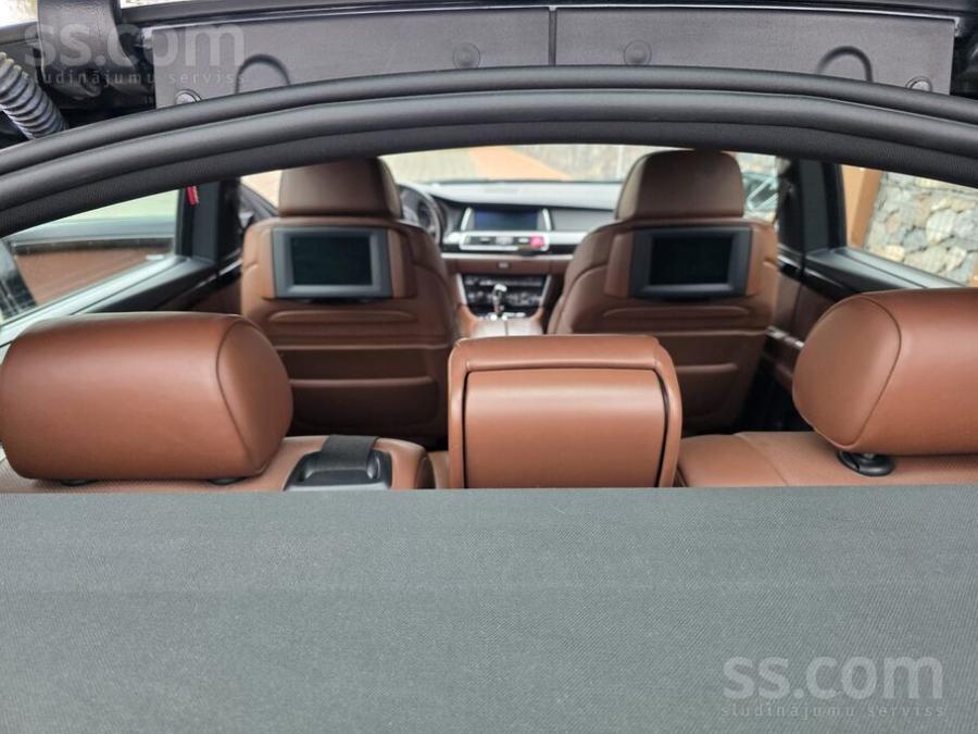 Melns BMW 535 2010 Jēkabpils, ar dzinēja tilpumu 3.00 L un nobraukumu 257 tūkst. km par 8995 €, foto 12 vietnē AUTOMOTO.COM.LV