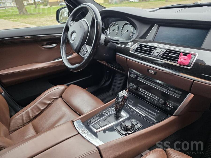 Melns BMW 535 2010 Jēkabpils, ar dzinēja tilpumu 3.00 L un nobraukumu 257 tūkst. km par 8995 €, foto 13 vietnē AUTOMOTO.COM.LV