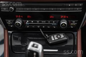 Черный БМВ 535 2010 в Рига, объемом двигателя 3.00 л и пробегом 303 тыс. км за 11000 €, фото 11 на AUTOMOTO.COM.LV
