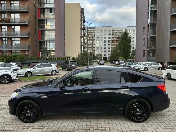 Black BMW 535 2010 in Riga, with an engine capacity of 3.50 L and mileage of 369 thousand km for 9990 €, photo 6 on AUTOMOTO.COM.LV