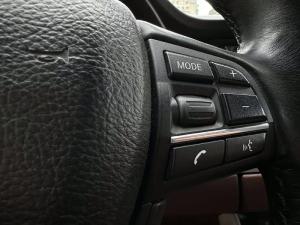 Black BMW 535 2010 in Riga, with an engine capacity of 3.50 L and mileage of 369 thousand km for 9990 €, photo 32 on AUTOMOTO.COM.LV
