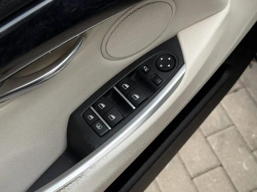 Melns BMW 535 2010 Rīga, ar dzinēja tilpumu 3.00 L un nobraukumu 345 tūkst. km par 7700 €, foto 19 vietnē AUTOMOTO.COM.LV