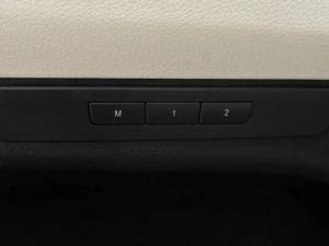 Melns BMW 535 2010 Rīga, ar dzinēja tilpumu 3.00 L un nobraukumu 345 tūkst. km par 7700 €, foto 21 vietnē AUTOMOTO.COM.LV