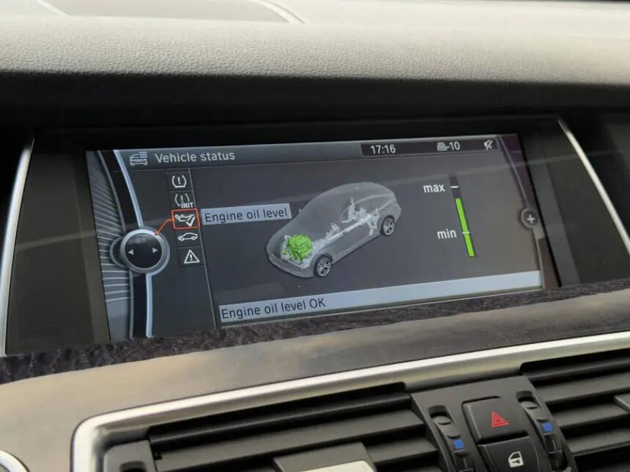 Melns BMW 535 2010 Rīga, ar dzinēja tilpumu 3.00 L un nobraukumu 345 tūkst. km par 7700 €, foto 24 vietnē AUTOMOTO.COM.LV