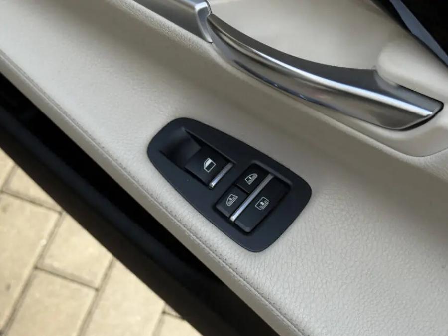 Melns BMW 535 2010 Rīga, ar dzinēja tilpumu 3.00 L un nobraukumu 345 tūkst. km par 7700 €, foto 32 vietnē AUTOMOTO.COM.LV
