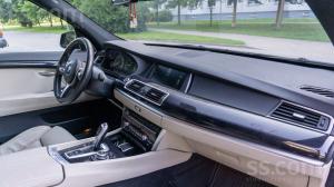 Black BMW 535 2010 in Riga, with an engine capacity of 3.00 L and mileage of 366 thousand km for 7990 €, photo 11 on AUTOMOTO.COM.LV