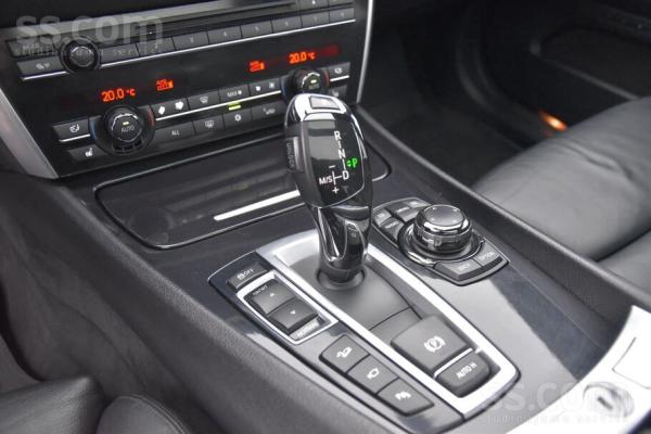 Melns BMW 535 2011 Bauska, ar dzinēja tilpumu 3.00 L un nobraukumu 308 tūkst. km par 10000 €, foto 11 vietnē AUTOMOTO.COM.LV