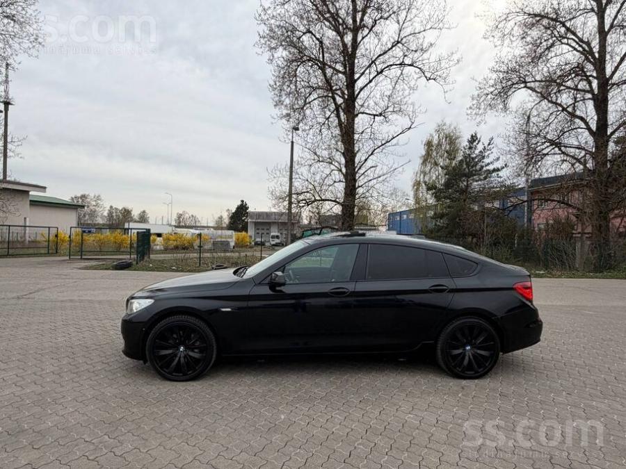Black BMW 535 2012 in Riga, with an engine capacity of 3.00 L and mileage of 0 thousand km for 8990 €, photo 7 on AUTOMOTO.COM.LV