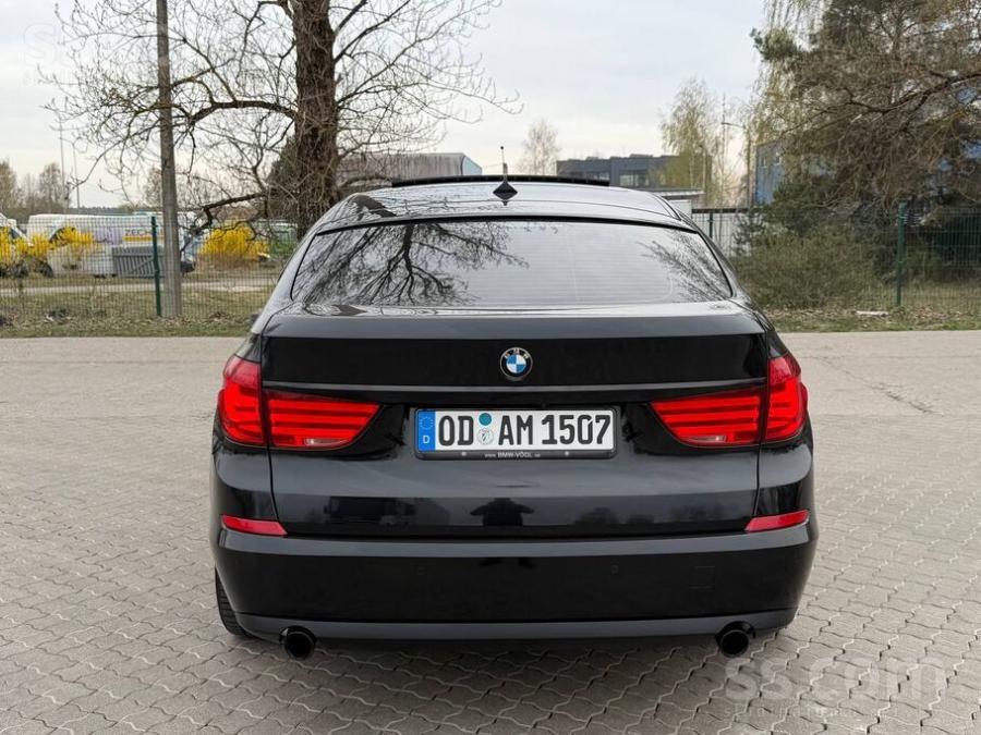 Black BMW 535 2012 in Riga, with an engine capacity of 3.00 L and mileage of 0 thousand km for 8990 €, photo 9 on AUTOMOTO.COM.LV