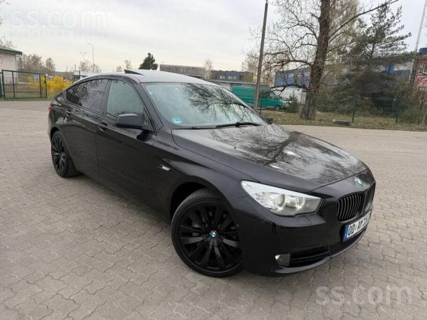 Black BMW 535 2012 in Riga, with an engine capacity of 3.00 L and mileage of 0 thousand km for 8990 €, photo 9 on AUTOMOTO.COM.LV
