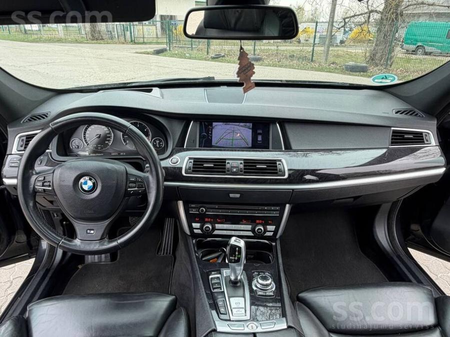 Black BMW 535 2012 in Riga, with an engine capacity of 3.00 L and mileage of 0 thousand km for 8990 €, photo 12 on AUTOMOTO.COM.LV