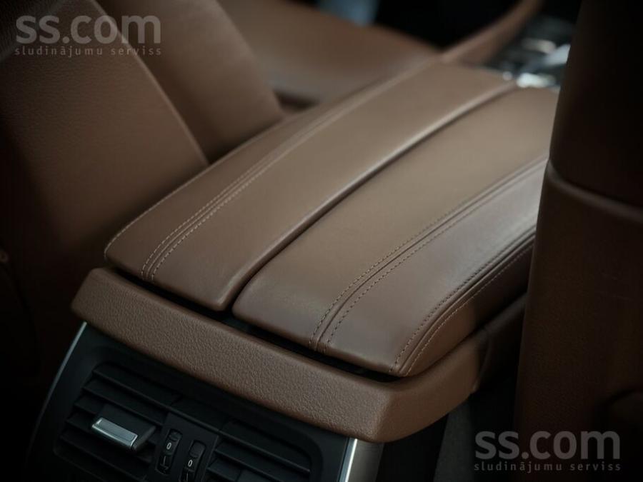 Melns BMW 535 2012 Tukums, ar dzinēja tilpumu 3.00 L un nobraukumu 190 tūkst. km par 14990 €, foto 11 vietnē AUTOMOTO.COM.LV