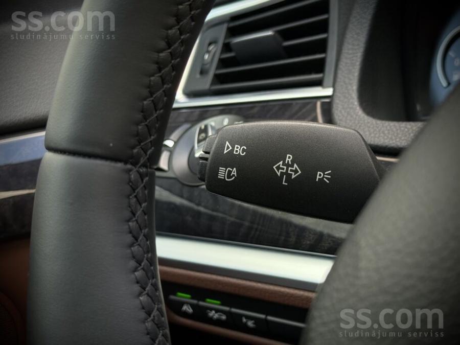 Melns BMW 535 2012 Tukums, ar dzinēja tilpumu 3.00 L un nobraukumu 190 tūkst. km par 14990 €, foto 19 vietnē AUTOMOTO.COM.LV