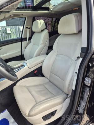 Black BMW 535 2012 in Riga, with an engine capacity of 3.00 L and mileage of 262 thousand km for 9490 €, photo 17 on AUTOMOTO.COM.LV