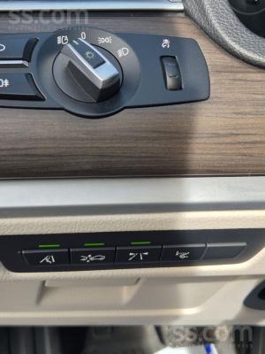 Black BMW 535 2012 in Riga, with an engine capacity of 3.00 L and mileage of 262 thousand km for 9490 €, photo 19 on AUTOMOTO.COM.LV