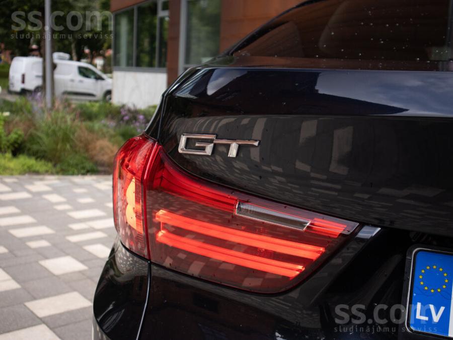 Melns BMW 535 2013 Liepāja, ar dzinēja tilpumu 3.00 L un nobraukumu 302 tūkst. km par 14500 €, foto 13 vietnē AUTOMOTO.COM.LV