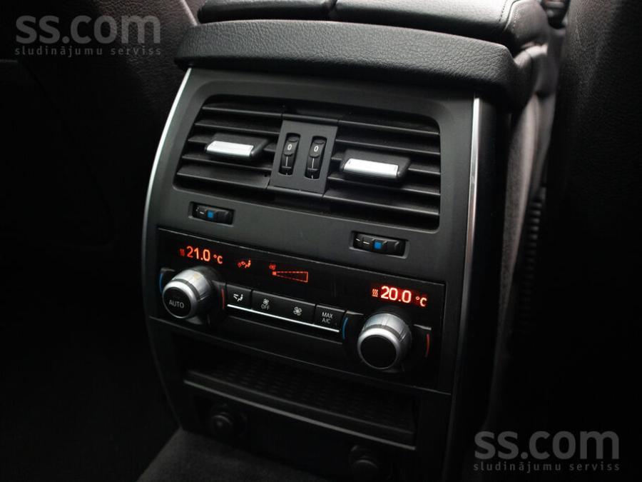 Melns BMW 535 2013 Liepāja, ar dzinēja tilpumu 3.00 L un nobraukumu 302 tūkst. km par 14500 €, foto 33 vietnē AUTOMOTO.COM.LV
