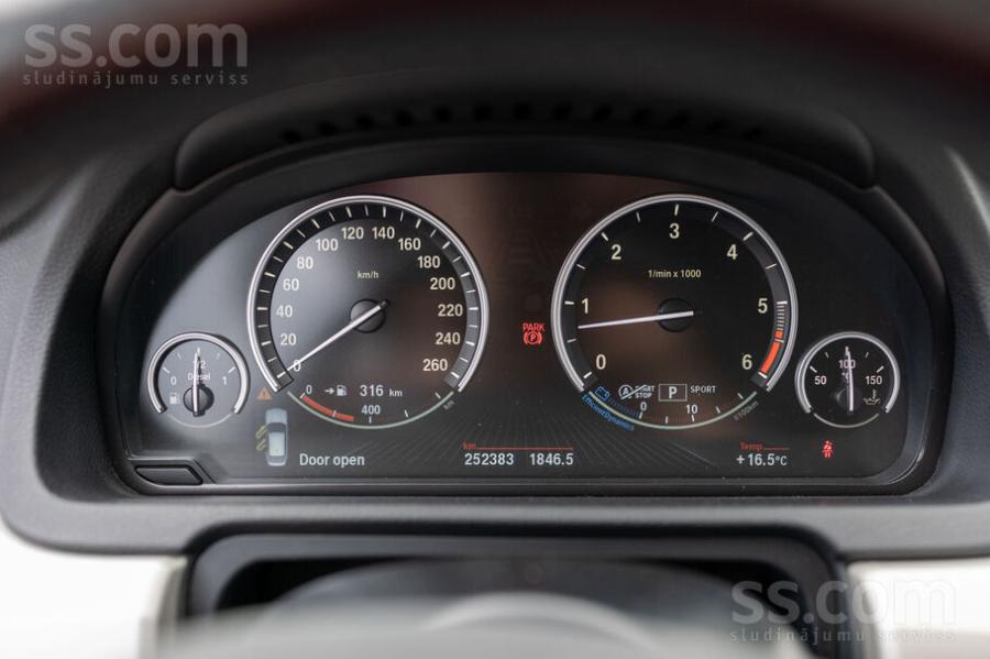 Melns BMW 535 2014 Rīga, ar dzinēja tilpumu 3.00 L un nobraukumu 253 tūkst. km par 12850 €, foto 12 vietnē AUTOMOTO.COM.LV