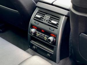 Black BMW 535 2014 in Riga, with an engine capacity of 3.00 L and mileage of 267 thousand km for 17490 €, photo 3 on AUTOMOTO.COM.LV