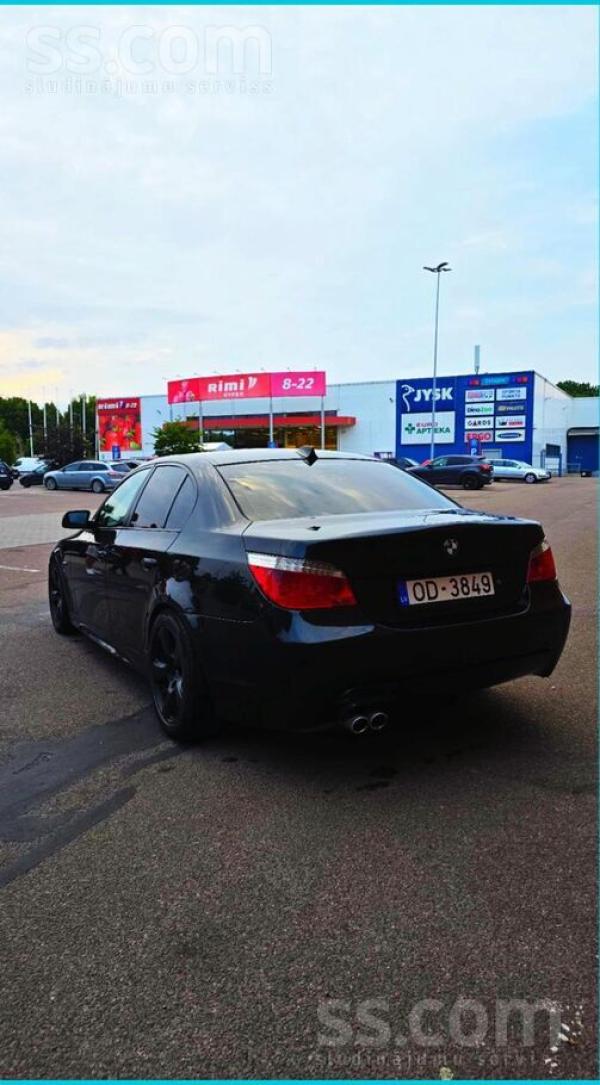 Black BMW 535 2004 in Liepaja, with an engine capacity of 3.00 L and mileage of 350 thousand km for 5500 €, photo 2 on AUTOMOTO.COM.LV