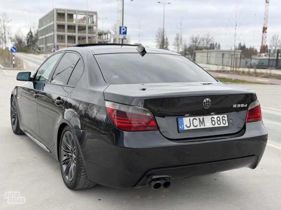 Black BMW 535 2004 in Vilnius, with an engine capacity of 3.00 L and mileage of 430 thousand km for 6200 €, photo 9 on AUTOMOTO.COM.LV