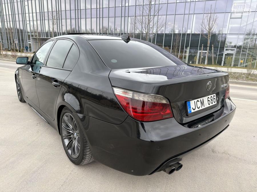 Black BMW 535 2004 in Vilnius, with an engine capacity of 3.00 L and mileage of 430 thousand km for 6200 €, photo 10 on AUTOMOTO.COM.LV