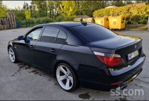 Black BMW 535 2005 in Dobele, with an engine capacity of 3.50 L and mileage of 324 thousand km for 5750 €, photo 3 on AUTOMOTO.COM.LV