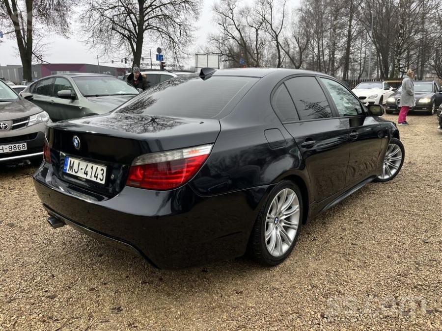 Melns BMW 535 2005 Rīga, ar dzinēja tilpumu 3.00 L un nobraukumu 0 tūkst. km par 6990 €, foto 4 vietnē AUTOMOTO.COM.LV