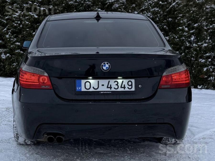 Melns BMW 535 2005 Jelgava, ar dzinēja tilpumu 3.00 L un nobraukumu 0 tūkst. km par 5950 €, foto 3 vietnē AUTOMOTO.COM.LV