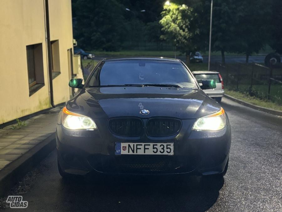 Black BMW 535 2005 in Vilnius, with an engine capacity of 3.00 L and mileage of 386 thousand km for 4555 €, photo 3 on AUTOMOTO.COM.LV