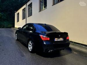 Black BMW 535 2005 in Vilnius, with an engine capacity of 3.00 L and mileage of 386 thousand km for 4555 €, photo 6 on AUTOMOTO.COM.LV