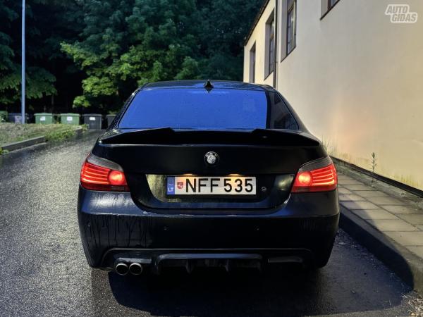 Melns BMW 535 2005 Viļņa, ar dzinēja tilpumu 3.00 L un nobraukumu 386 tūkst. km par 4555 €, foto 6 vietnē AUTOMOTO.COM.LV